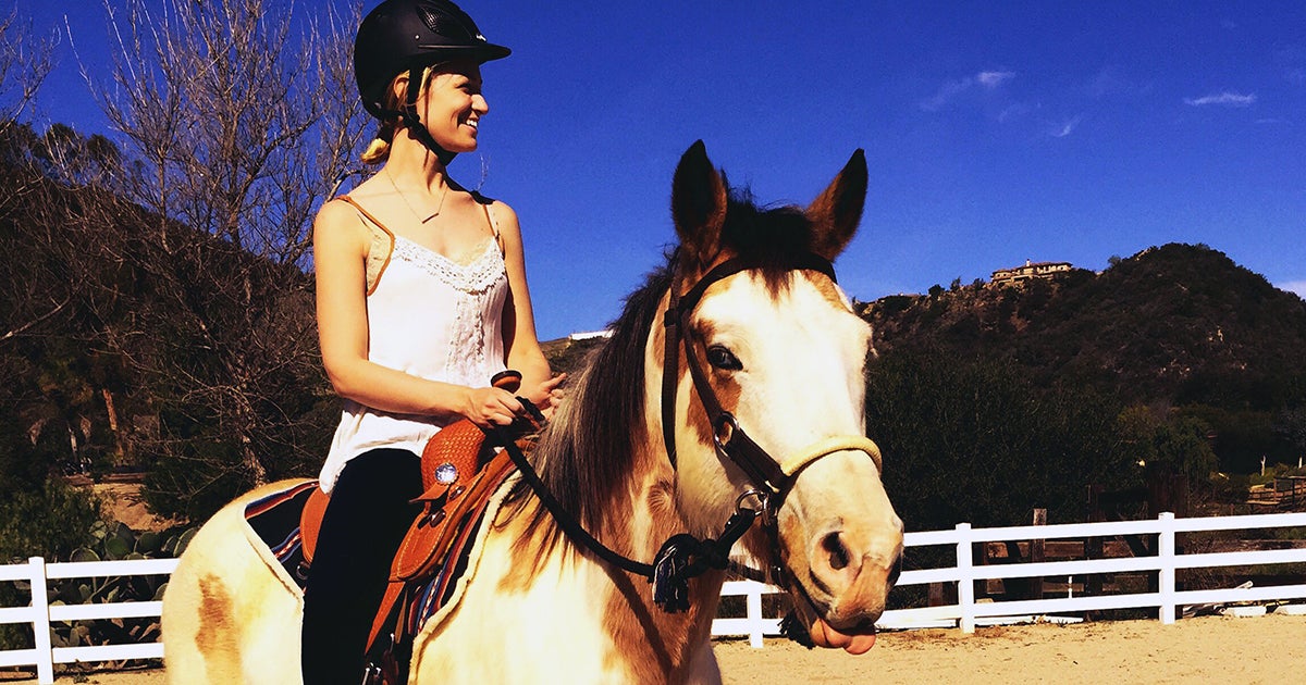 Actress and Horse Advocate Beth Behrs Teams Up with the ASPCA to ...